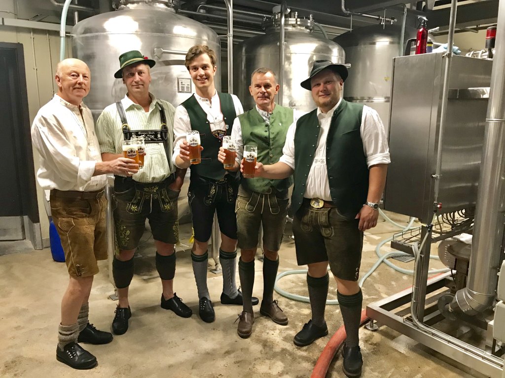 Glonner Dorffest startet mit Bierprobe beim Wildbräu – Dorffest-Glonn